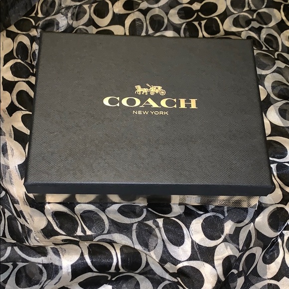 Coach | Bags | Coach Wallet With Logo Print In Champagne Gold | Poshmark